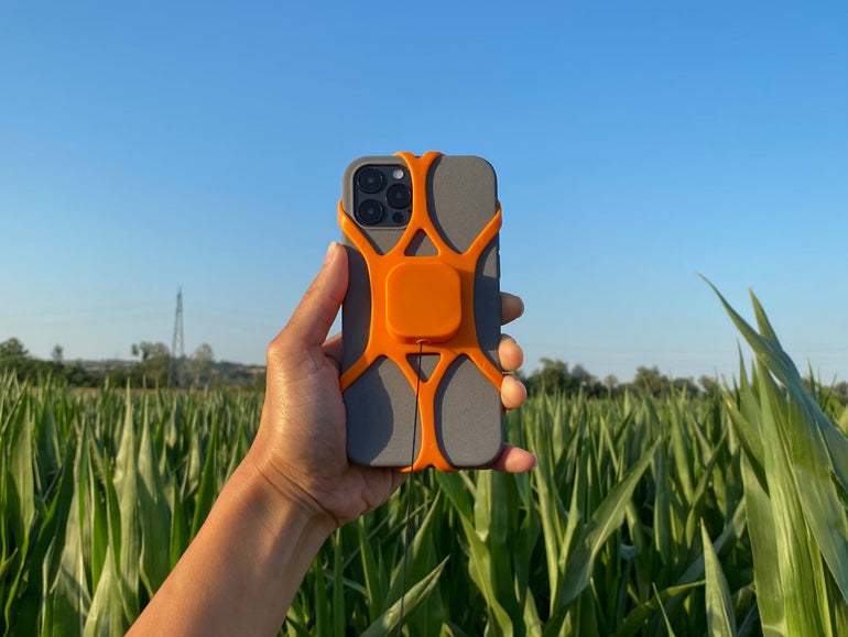 Smartphone safety leash for the active bunch – Pulpo Leash